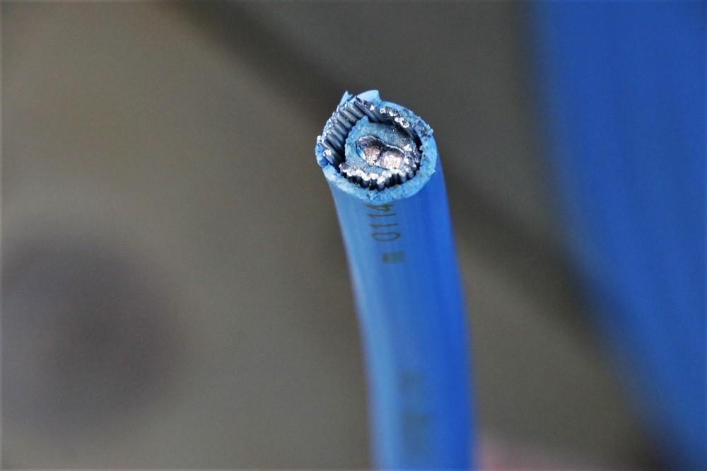 Бронированный силовой кабель CAMUNA CAVI RE4OHRFR 2*1,5 | 300-500V ...