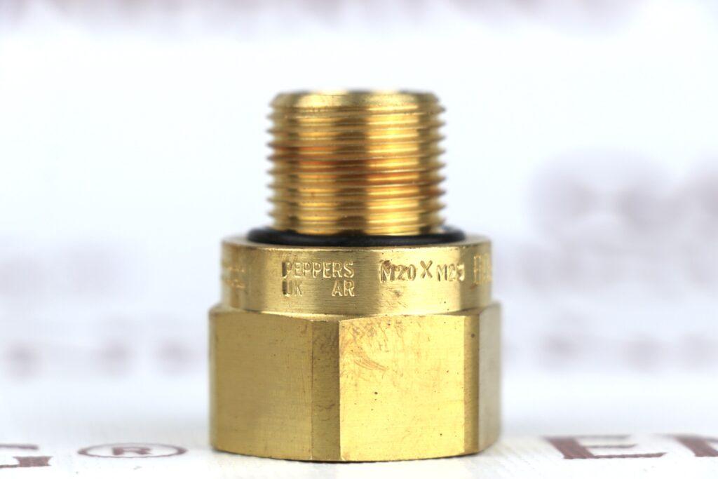 Взрывозащищенный переходник PEPPERS AR M20 (M) X M25 (F)
